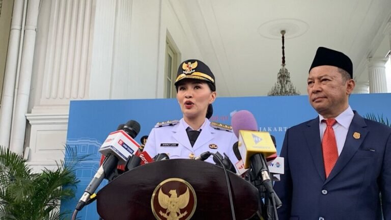 Gubernur Maluku Utara Sherly Tjoanda Terharu Dilantik oleh Presiden ...