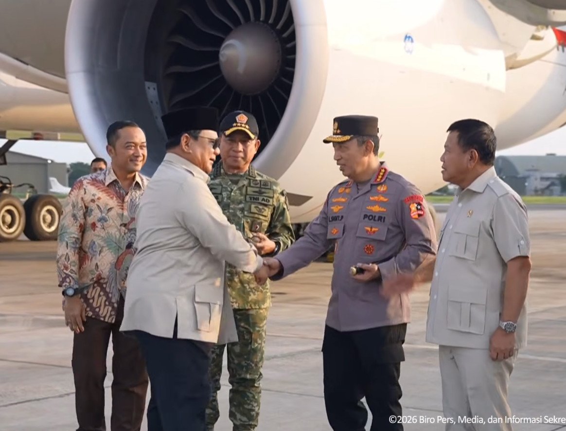 Presiden Prabowo Subianto Tiba di Tanah Air Usai Lawatan ke Inggris dan ...